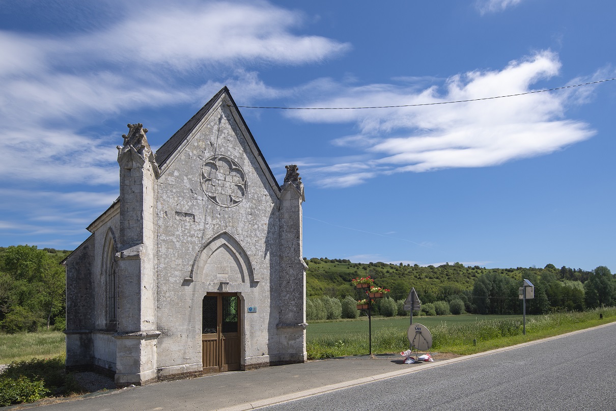 La chapelle du Sacré-Cœur et l'église Sainte-Pétronille d'Acquin-Westbécourt - Patrimoine ...